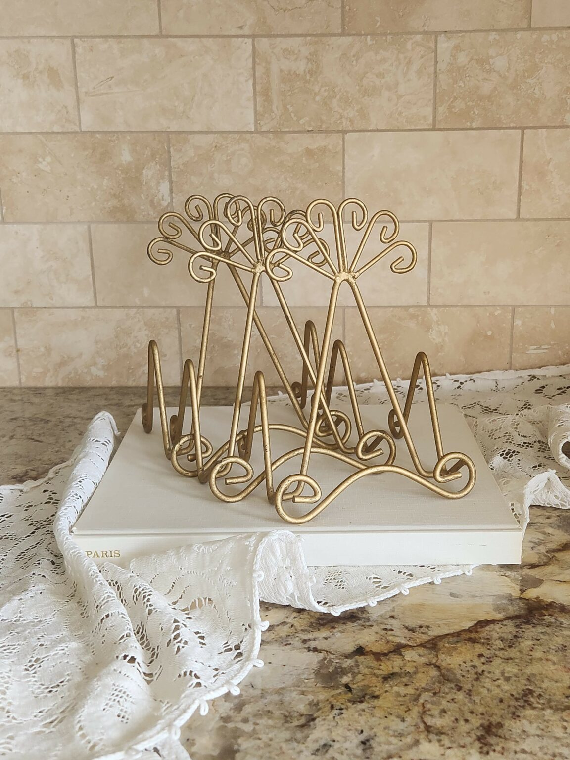 (3) Dish / Plate holders | Vintage Keepers